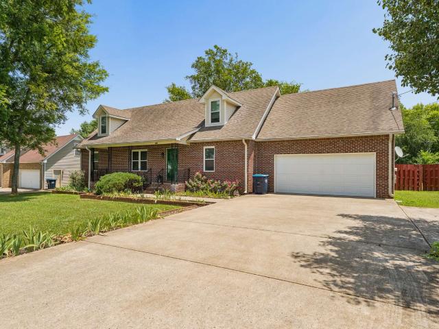 328 Merlin Dr