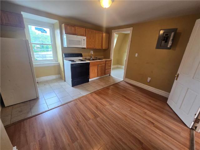 328 N 9th Street 3
