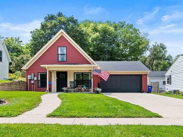 328 N Downey St, West Branch, IA 52358