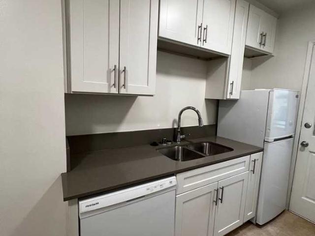 328 N Louise LLC 1 Bedroom Apartment for Rent at 328 N Louise St, Glendale, CA 91206 City Center