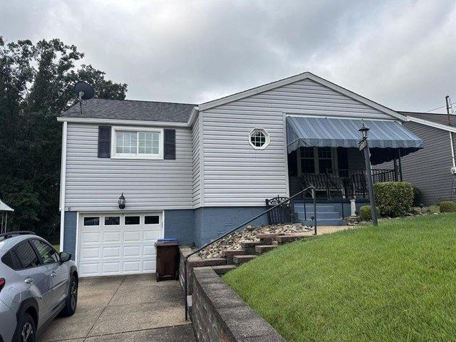 328 Nebraska Dr, New Kensington, PA 15068