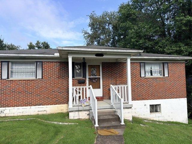 328 S Pike St, Beckley, WV 25801
