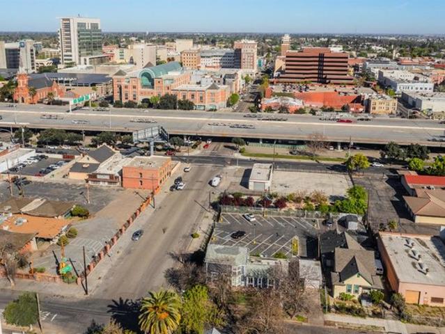 328 S Sutter St, Stockton, CA 95203