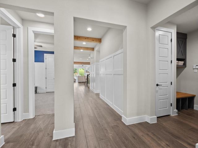 328 Saturnia Dr