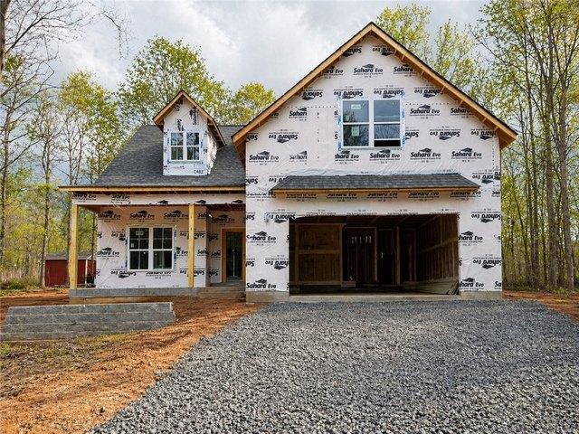 328 Point Rd, Westminster, SC 29693