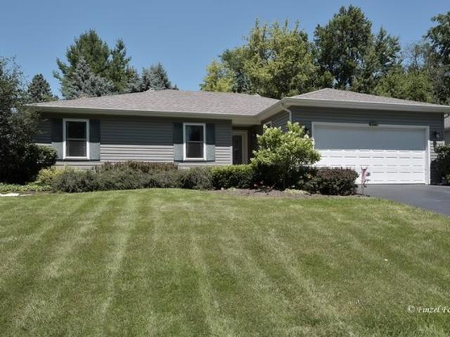 328 Panama Ave, Hampshire, IL 60140