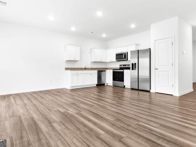 328 Penn Station Way