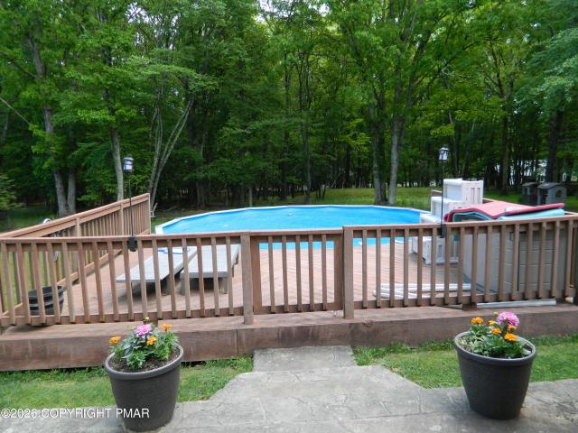 328 Pin Oak Road