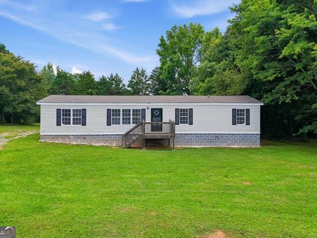 328 Pine St, Danielsville, GA 30633