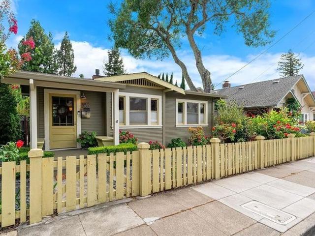 328 Piper St, Healdsburg, CA 95448