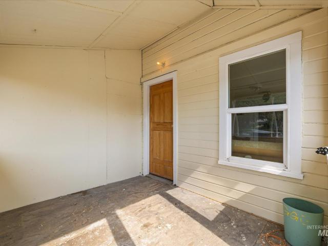 328 W Owyhee Ave