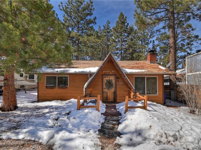 328 Wabash Ave, Sugarloaf, CA 92386 | MLS #32600 | Compass