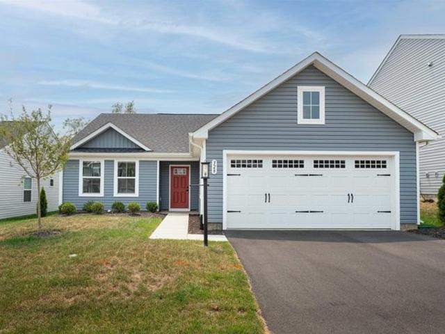 328 White Birch Rd, Waynesboro, VA 22980