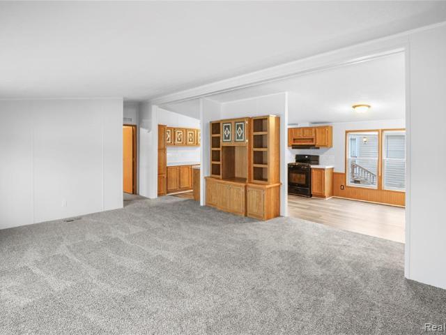 328 White Oak Lane