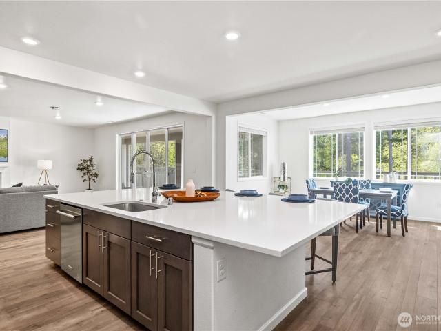 32943 Ash Ave SE, Black Diamond, WA 98010 | MLS #2514