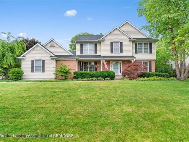 3294 Hidden Ridge Dr, DeWitt, MI 48820