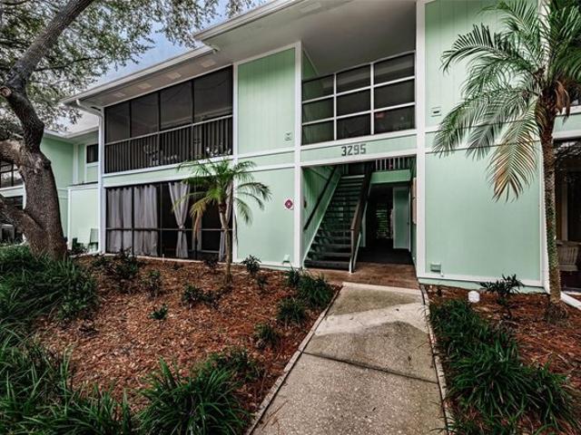 3295 Fox Chase Cir N Apt 107, Palm Harbor, FL 34683