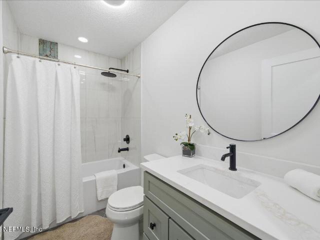 3295 Tinya Ct, Jacksonville, FL 32226 | MLS #2138