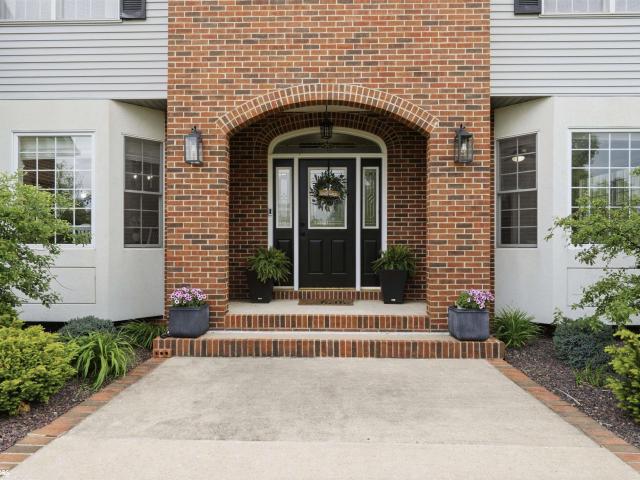 3297 Country Club Lane