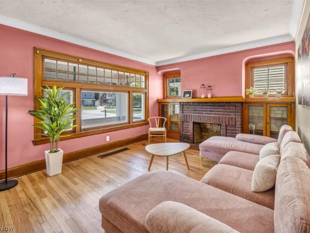 3297 W 131st Street