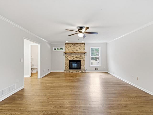 3298 Brackenridge Trail