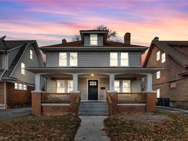 3299 Yorkshire Rd, Cleveland Heights, OH 44118