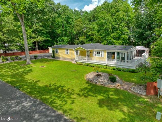 32906 Holly Pines Dr, Lewes, DE 19958