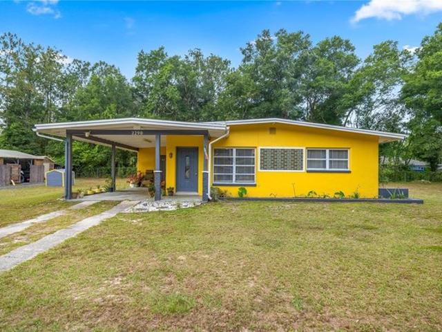 3290 E Griffin St, Inverness, FL 34453