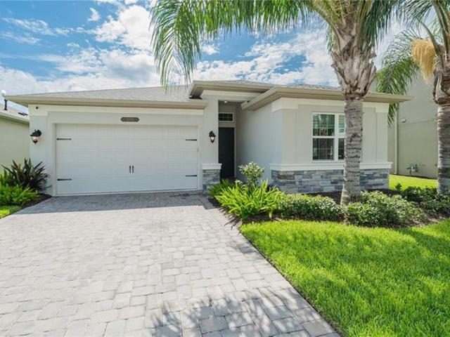 3290 Great Banyan Way, Wesley Chapel, FL 33543