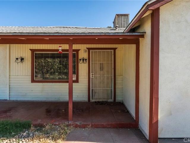 32911 Avenue E, Yucaipa, CA 92399