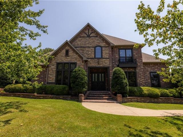 3291 Willow Bend Cir, Springdale, AR 72762