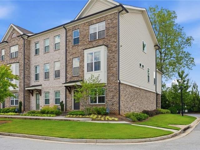 3292 Allgood Ln, Scottdale, GA 30079