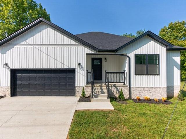 3292 Bracktown Rd, Lexington, KY 40511