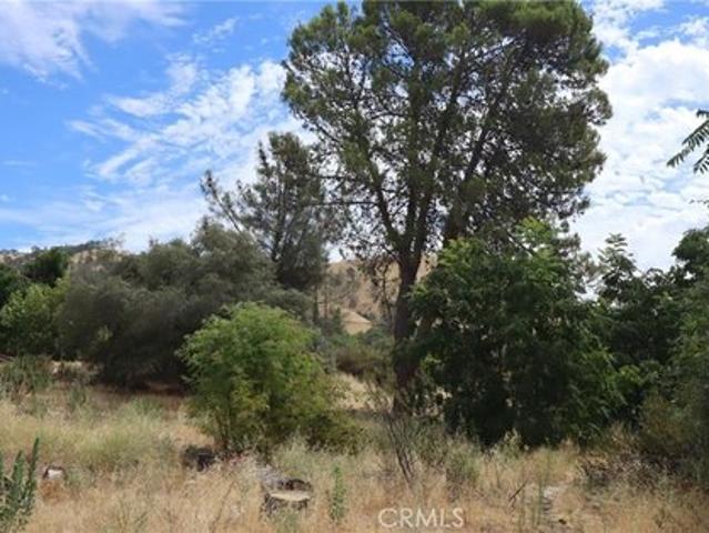 3292 9th St, Clearlake, CA 95422