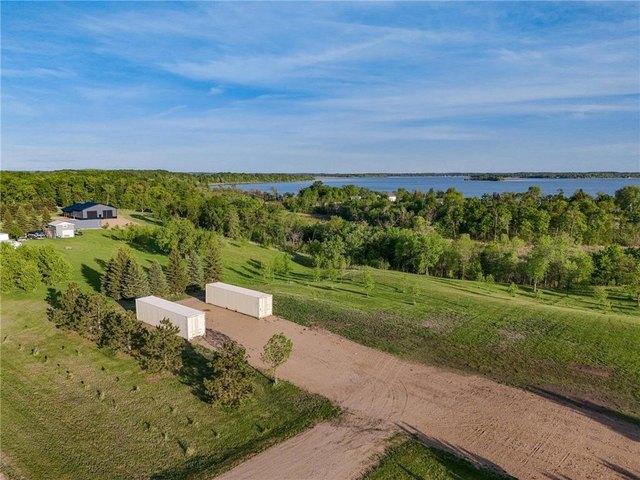 329XX C. E Rosewood Trl, Dent, MN 56528