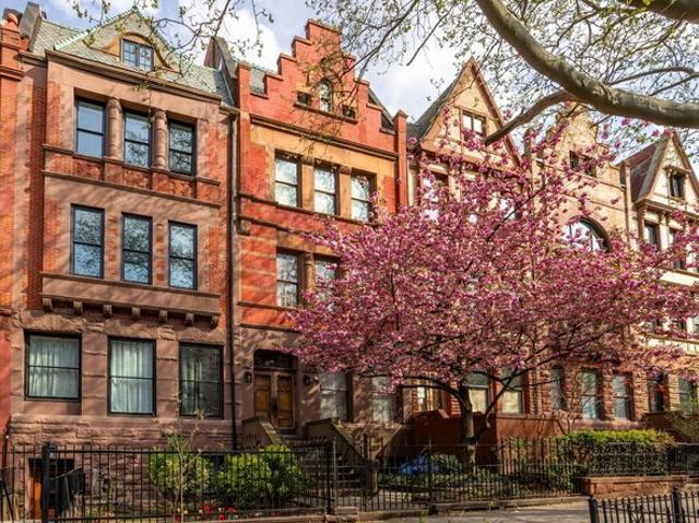 329 Convent Ave, Manhattan, NY 10031