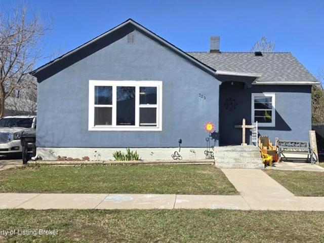 329 Central Ave, Beach, ND 58621