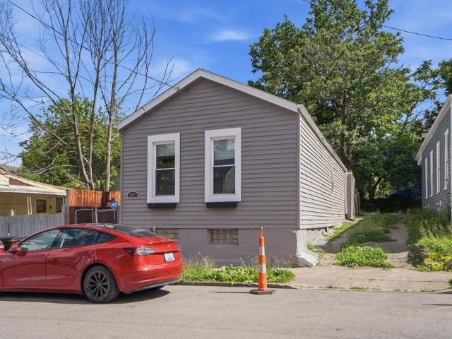 329 Bush Street
