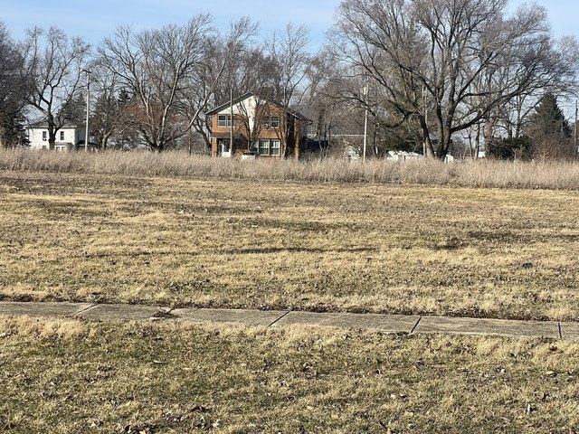 329 E 5th Ave, Rankin, IL 60960
