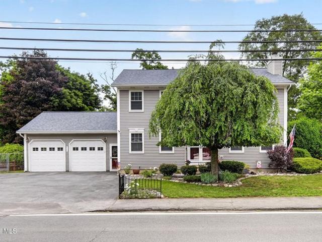 329 E Campbell Rd, Schenectady, NY 12303
