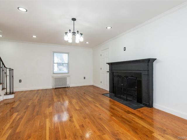329 E Euclid Street