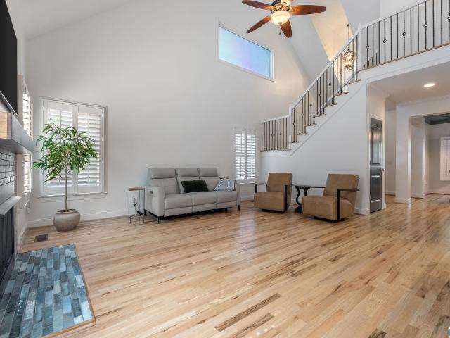329 Kenilworth Drive
