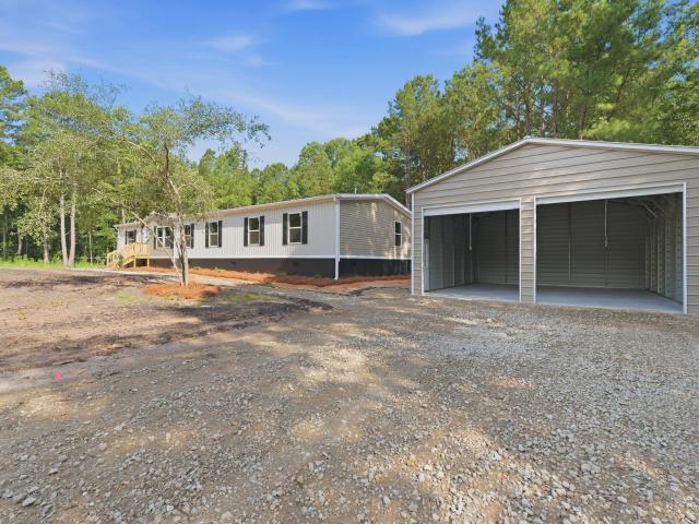 329 Hickory Nut Way