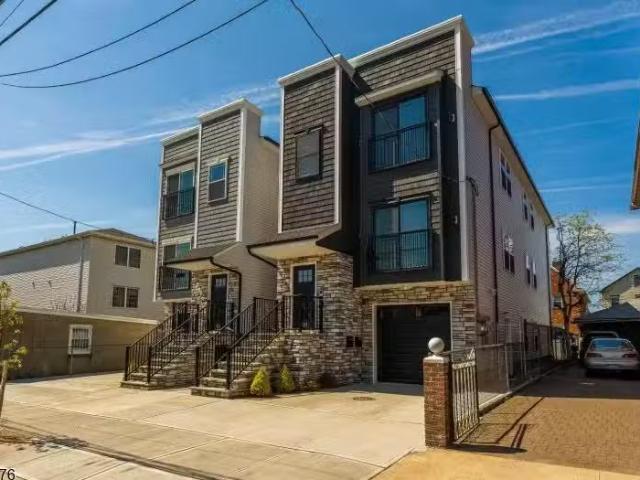 329 High St #2nd, Elizabeth, NJ 07202 MLS 3960667
