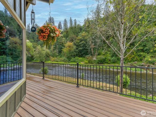 329 Laverne Drive, Kalama, US, WA