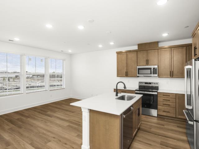 329 Lynwood Station Boulevard