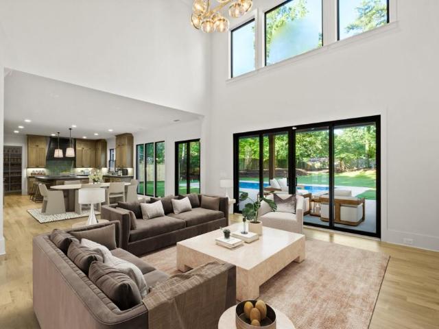 329 Mirador Court