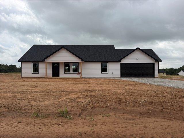 329 Myers Dr, Springtown, TX 76082