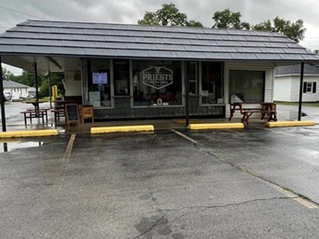 329 N Washington St, Greenfield, OH 45123
