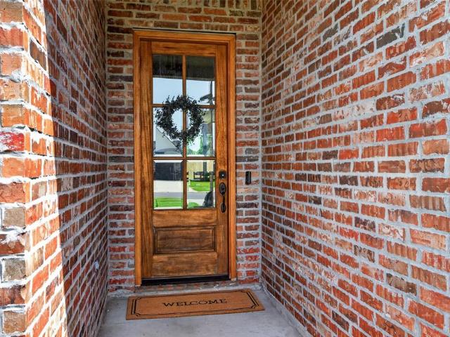 329 Newport Lane